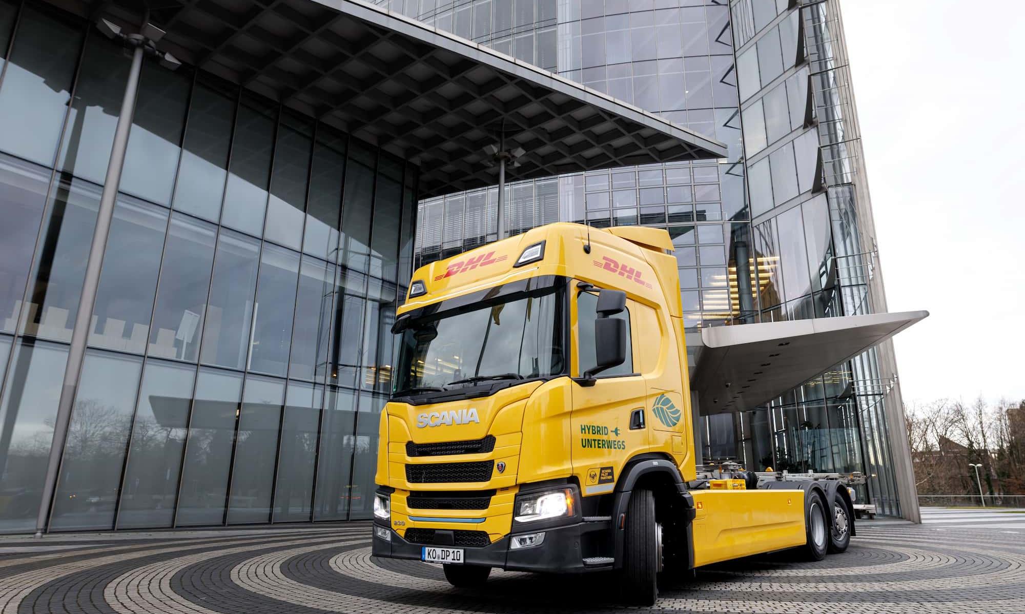 DHL starts 2025 with revenue, earnings growth